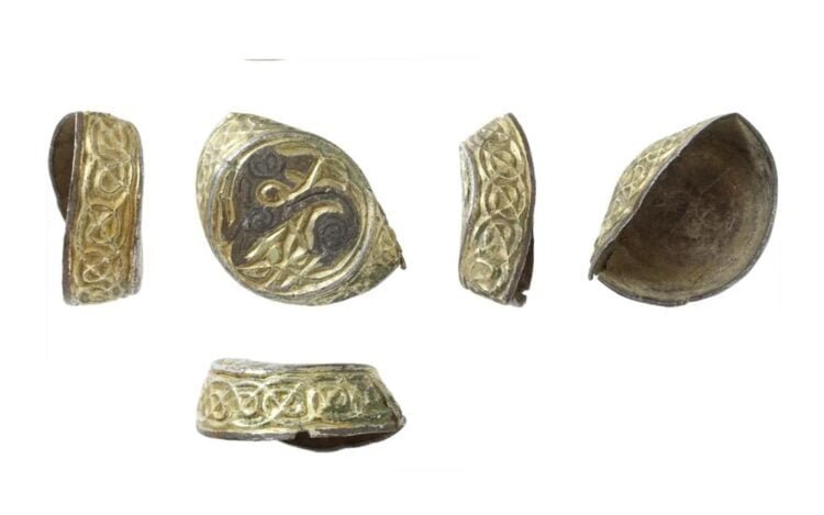 Archaeologists baffled by mysterious Anglo-Saxon object discovered in ...