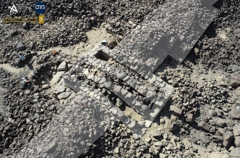 4,000-year-old Bronze Age settlement discovered hidden in Saudi Arabian ...