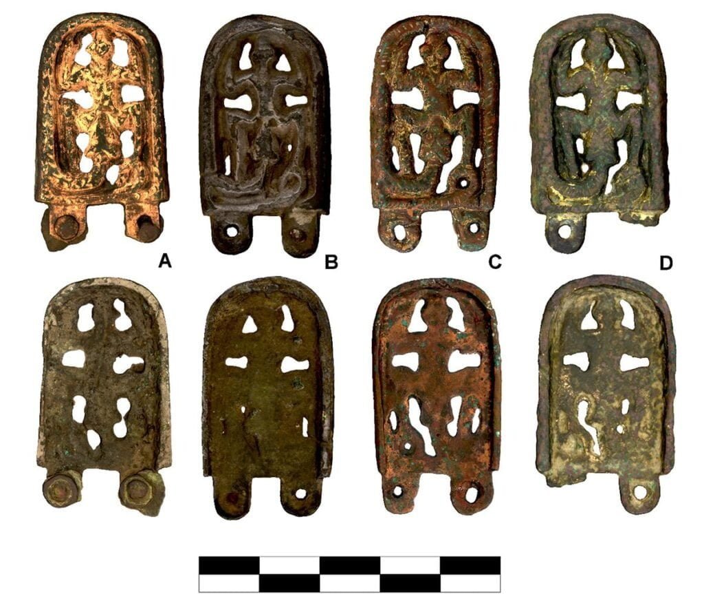 Czech archaeologists unearth unique bronze belt buckle from early ...
