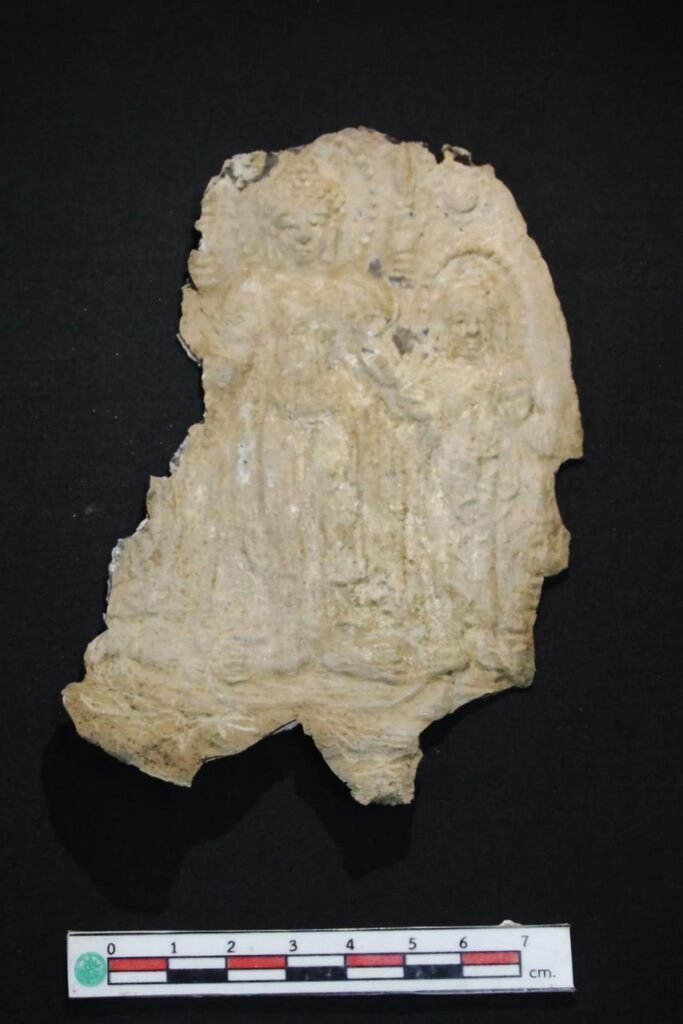 1,300-year-old Buddhist treasures unearthed in northeastern Thailand ...
