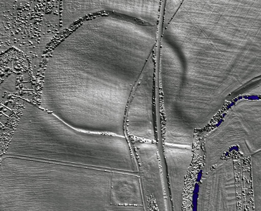 Archaeologists uncover vast Neolithic pit circle surrounding Durrington ...