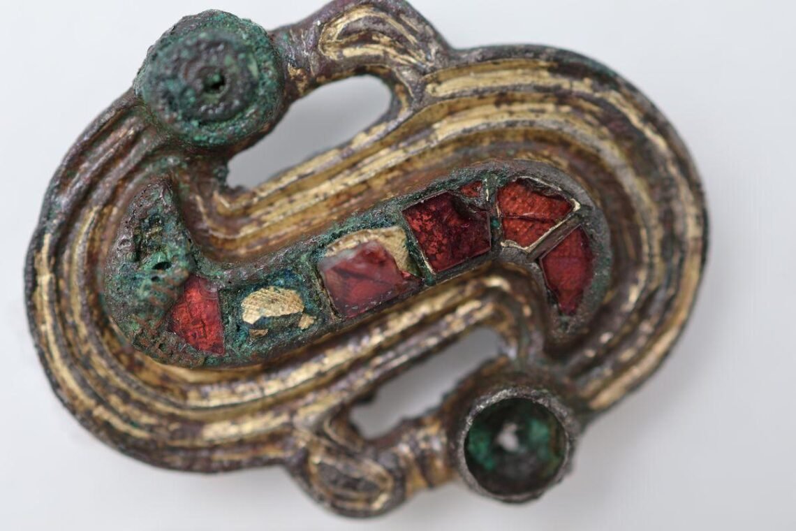 Early medieval burials in Bavaria reveal traces of migration, conflict ...