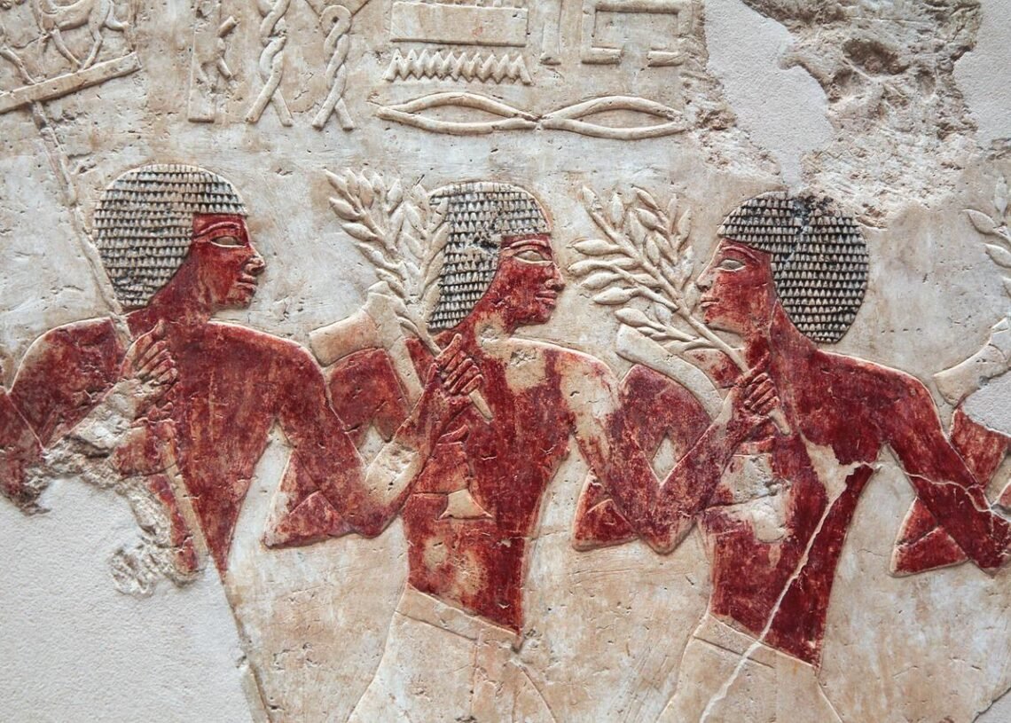 Rock carvings of ancient Egyptian pharaohs discovered underwater near ...