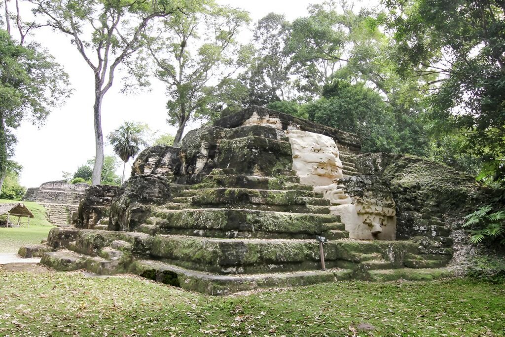 3,000-year-old ancient Maya city complex with pyramids unearthed in ...