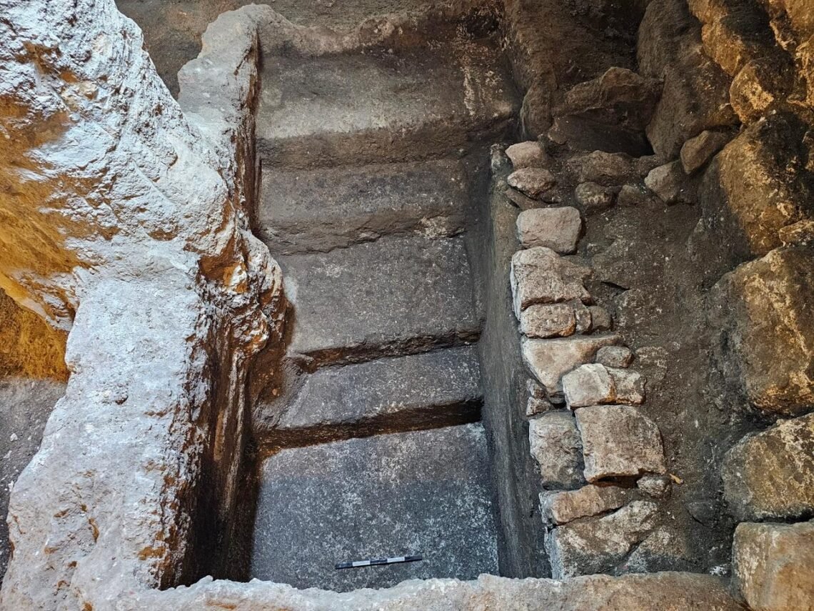 2,000-year-old ritual bath (mikveh) discovered beneath Jerusalem’s ...