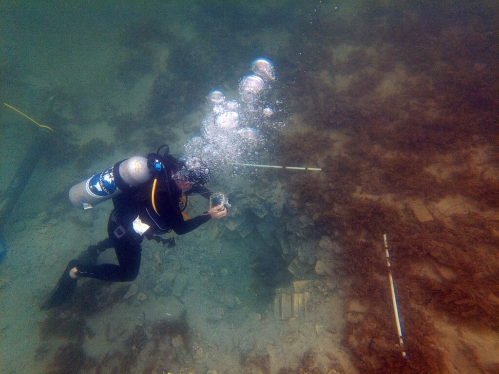 Centuries-old ‘pirate’ shipwrecks in Costa Rica identified as 1710 ...