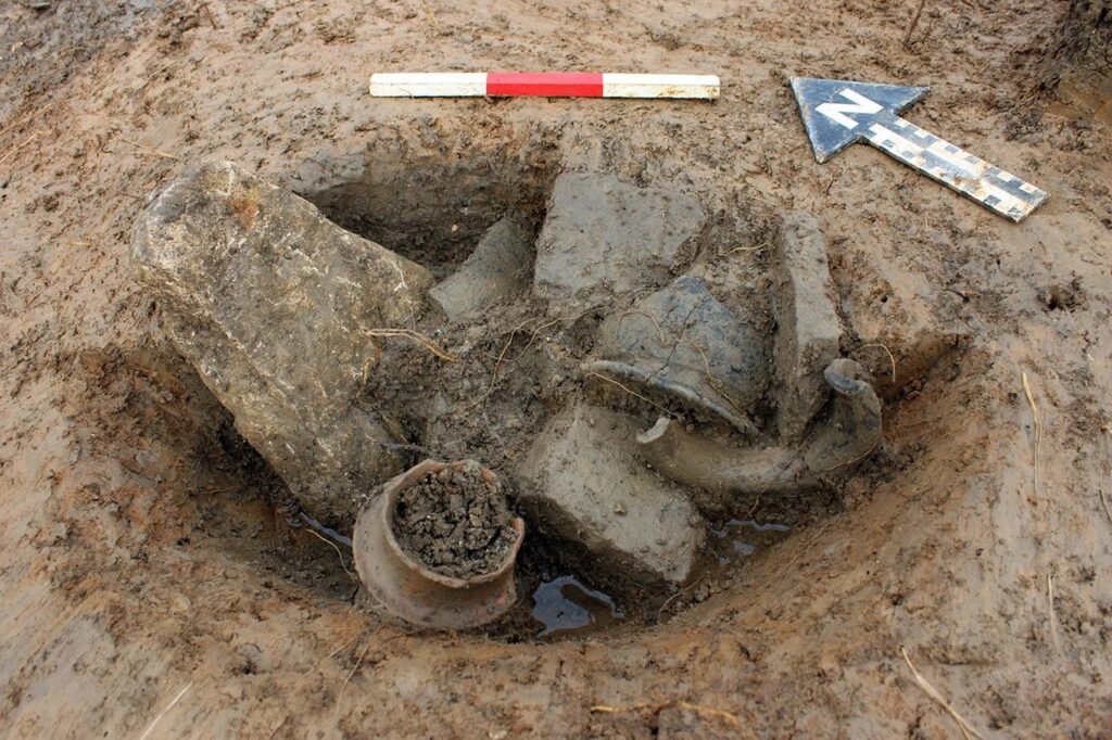 Roman limekiln and settlement discovered in Barnwood reveal life and ...