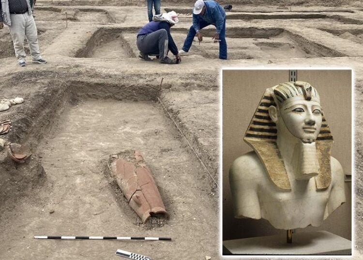 Rock carvings of ancient Egyptian pharaohs discovered underwater near ...