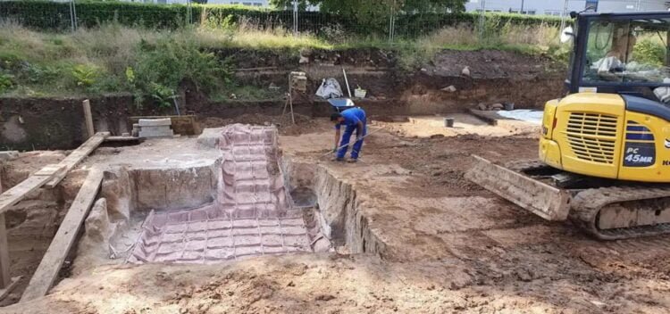 Excavations uncover a preserved wooden cellar in the Roman city of Nida ...